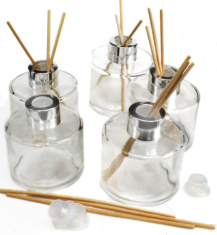 DLM - Kit 5 pz Profumatore in Vetro Tondo con Ricarica Profumo Essenza ... DLM - Kit 5 pz Profumatore in Vetro Tondo con Ricarica Profumo Essenza ...